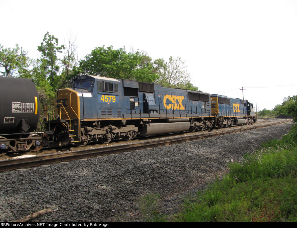 CSX 4579 and 8614